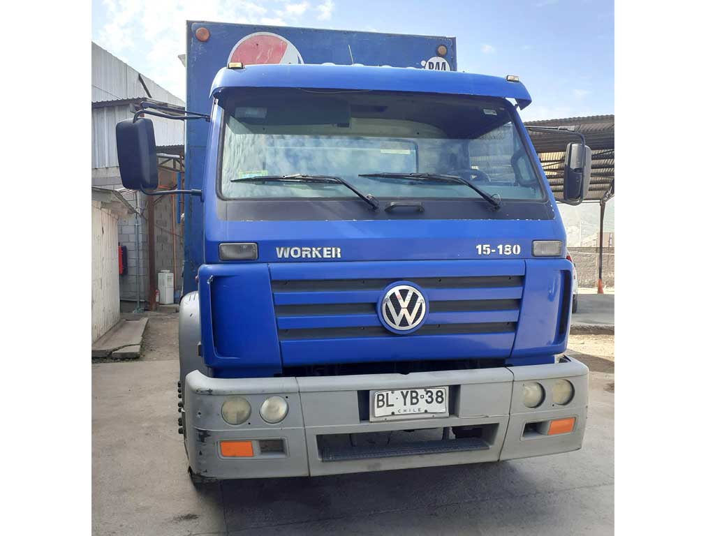 VOLKSWAGEN 15.180M - Cargo Rental